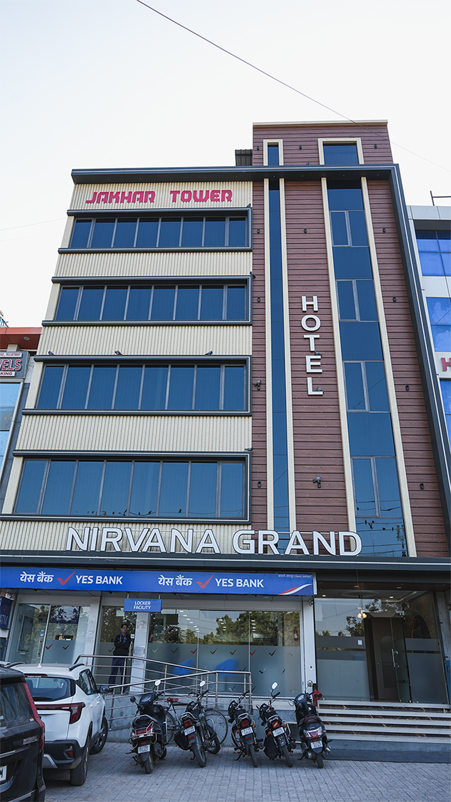 Hotel Nirvana Grand